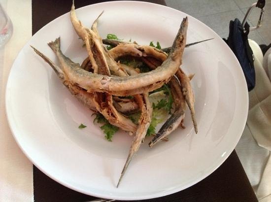 Ricetta Tradizionale Siciliana: Aguglie Fritte - MAGAZINE ...